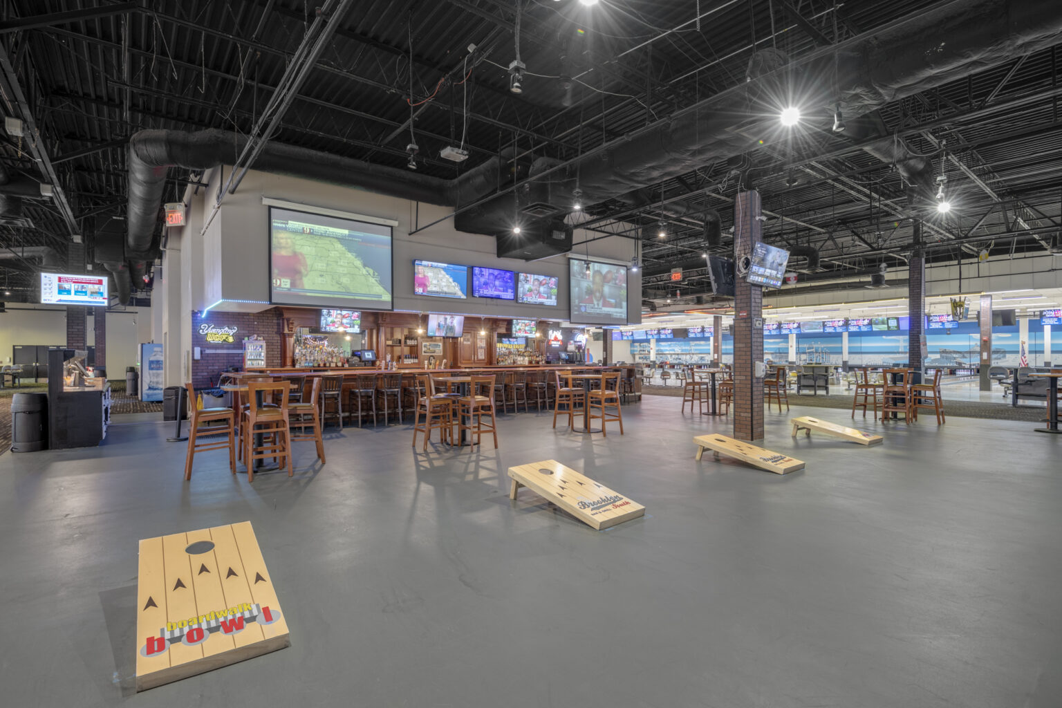 Food & Drinks – Boardwalk Bowl